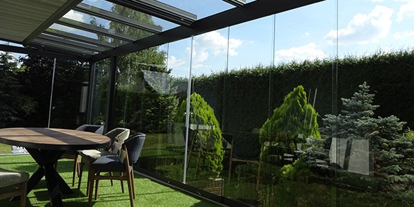 Dachy szklane M-Vetro Poznań - pergola ze szklanym dachem | Decosquare